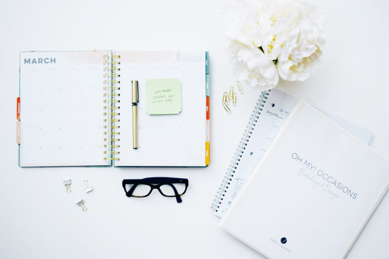 How to Achieve the Perfect Flat Lay Image | Simply Sianne
