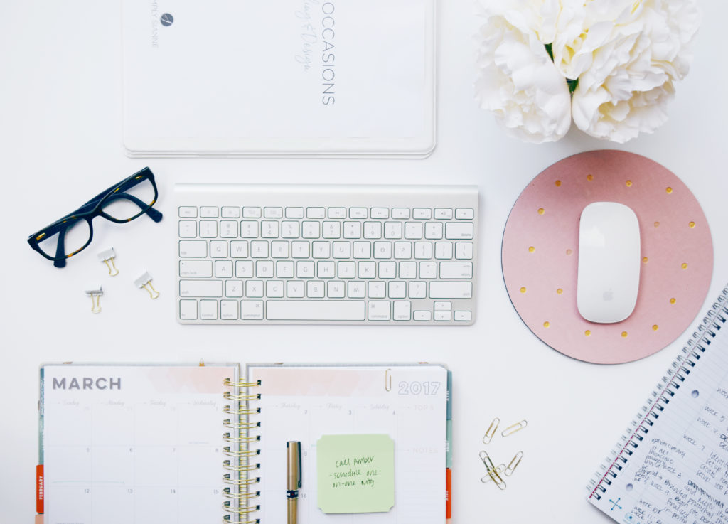 How to Achieve the Perfect Flat Lay Image | Simply Sianne